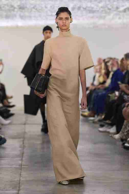 Spring/Summer Women’s Fashion Trends for 2024 - Chinov Display