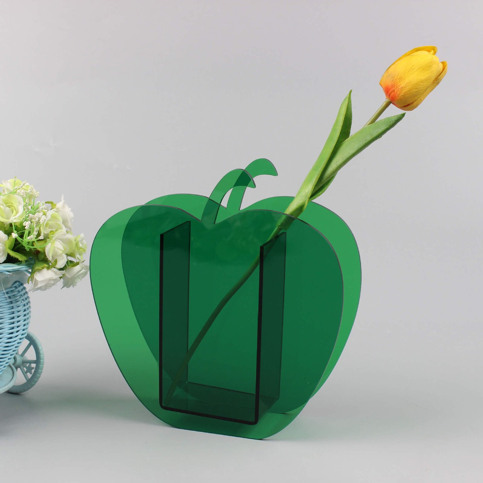 Apple-Shaped Acrylic Flower Vase - Chinov Display