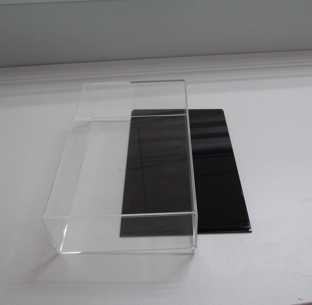 Clear Acrylic 5-Sided Box with Black Base - Chinov Display
