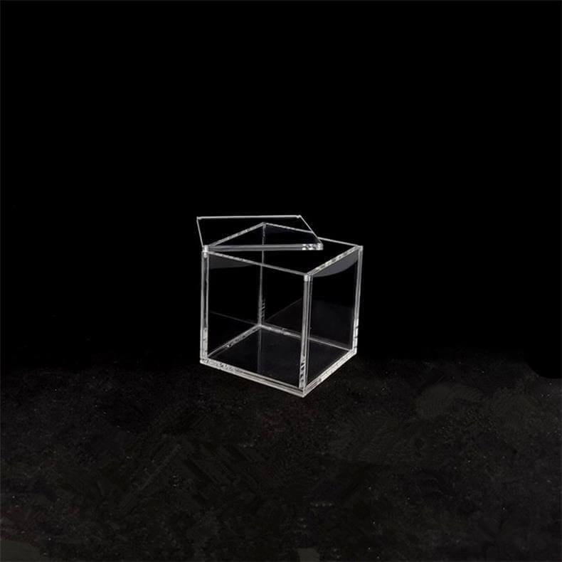 Clear Acrylic Box with Removable Lid - Chinov Display