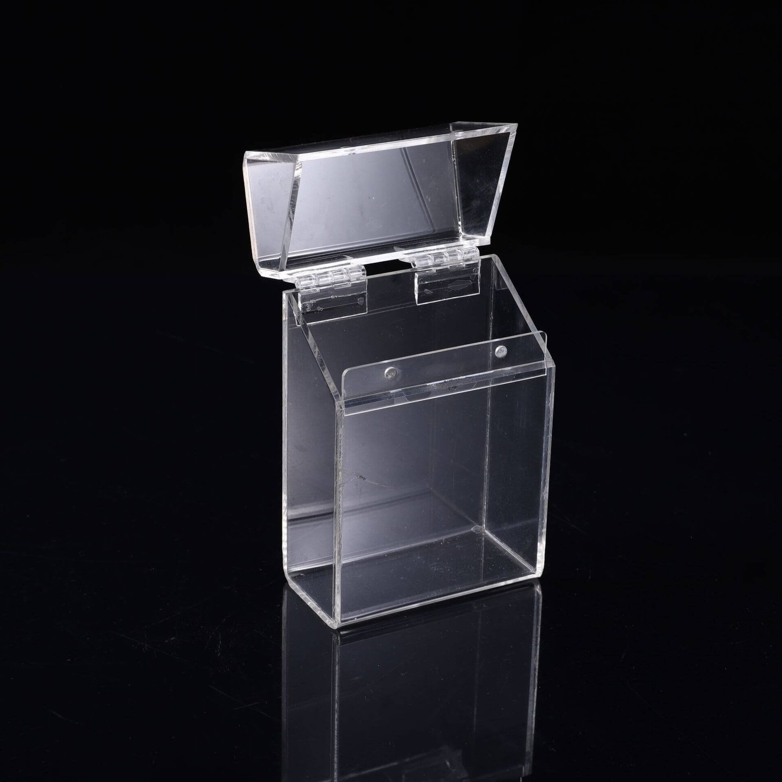 Customizable Acrylic Cigarettes Box with Hinged Lid - Chinov Display