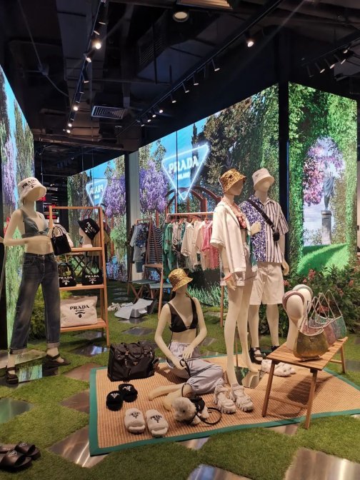 Mannequin Display Techniques to Boost Your Boutique's Performance ...